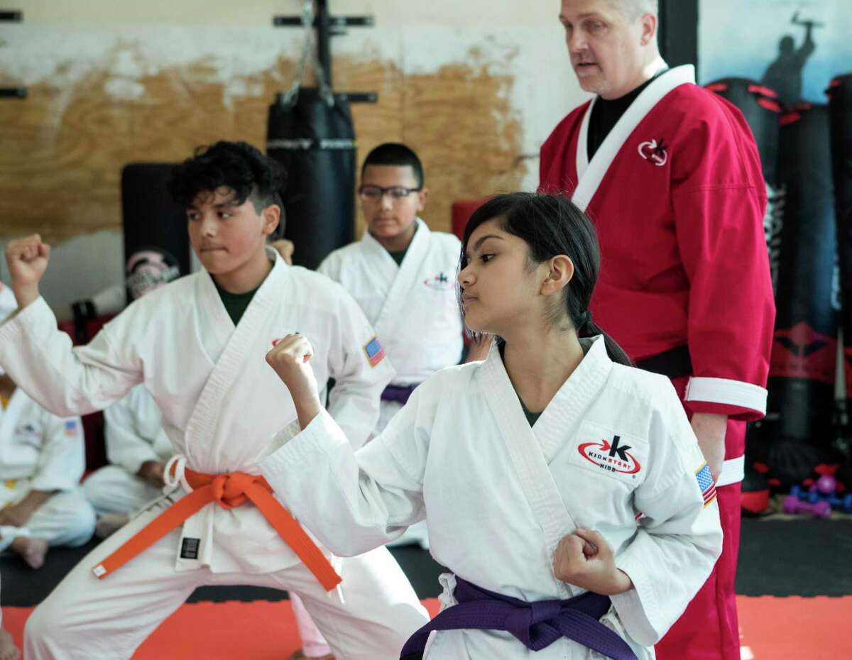 Houston ISD middle schoolers learn self-defense, social skills in ...
