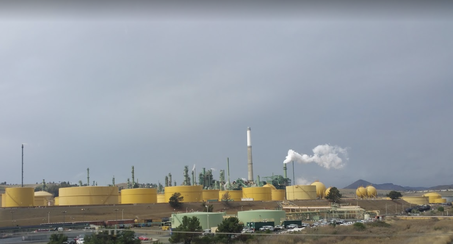 Sulfur Dioxide Released During Flaring Related To Refinery Maintenance Work