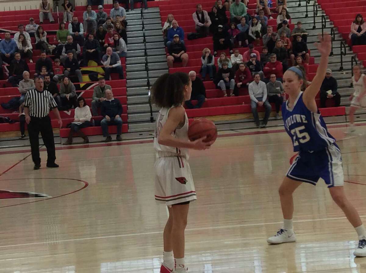 Greenwich girls basketball team comes back to beat Ludlowe