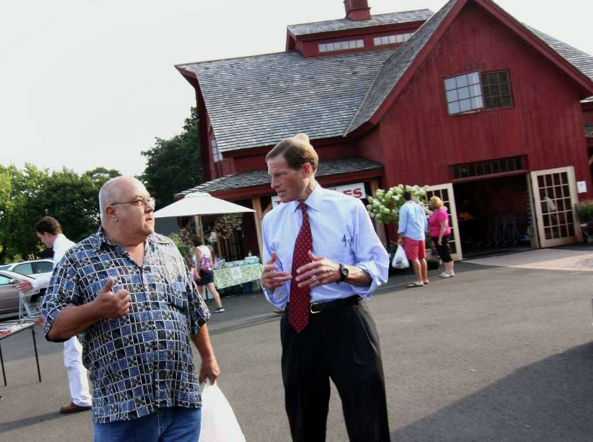 Blumenthal kicks off campaign with bookend stops in Stamford