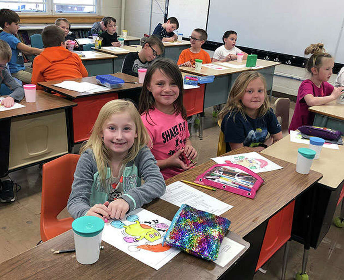 Students get lesson on soybeans