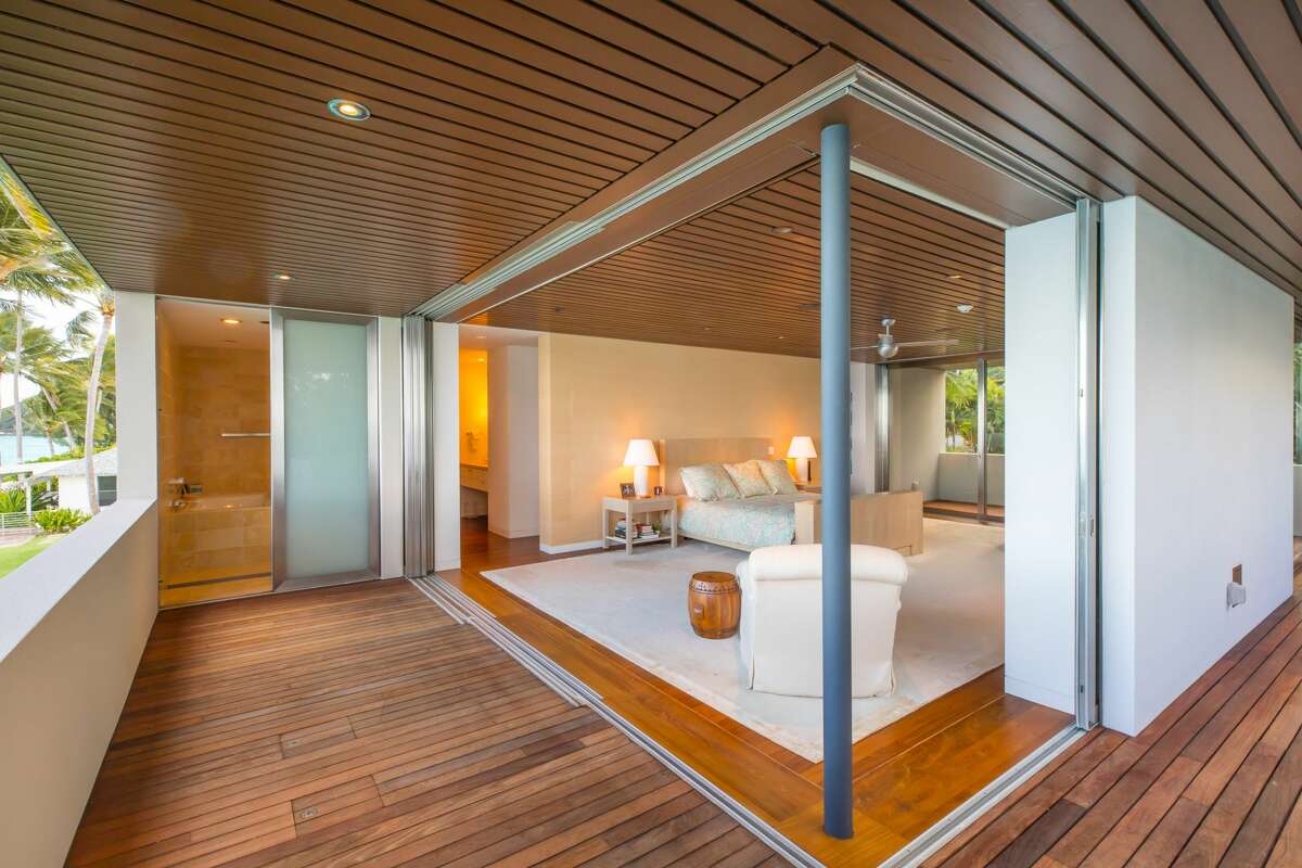 Local philanthropist selling award-winning Hawaii estate and art ...