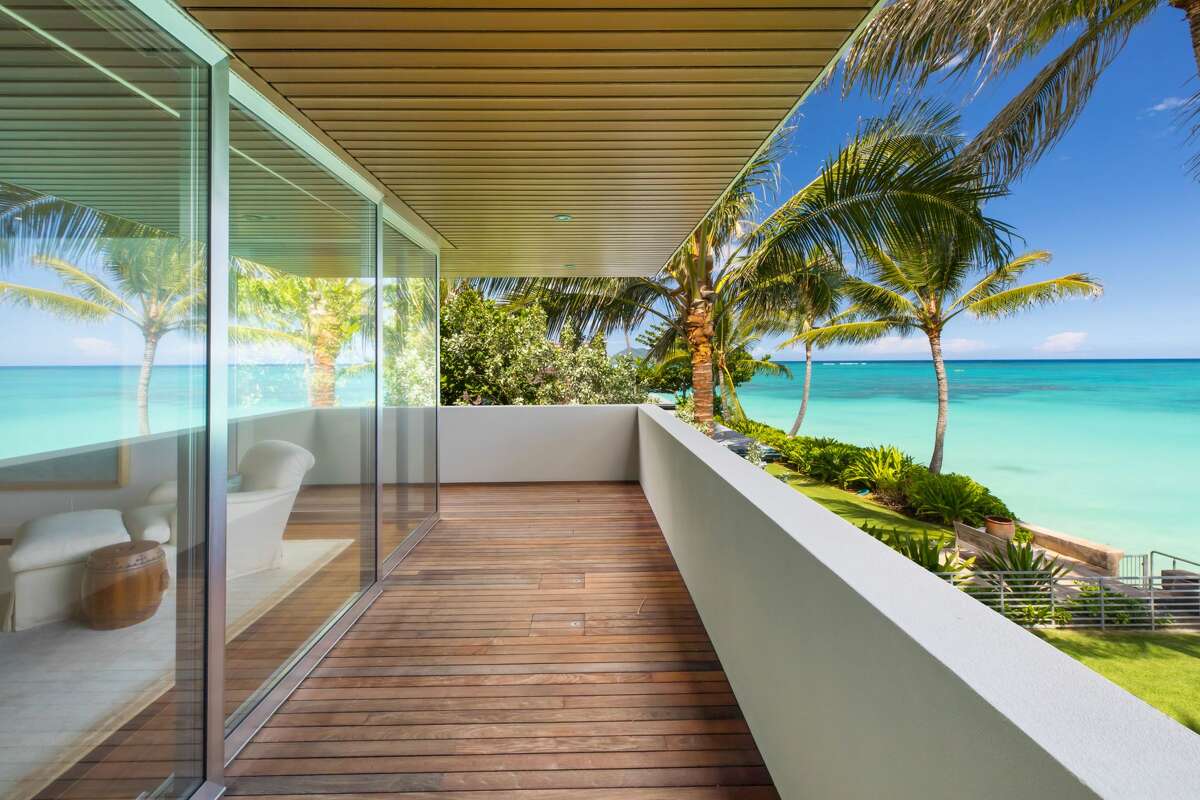 Local philanthropist selling award-winning Hawaii estate and art ...