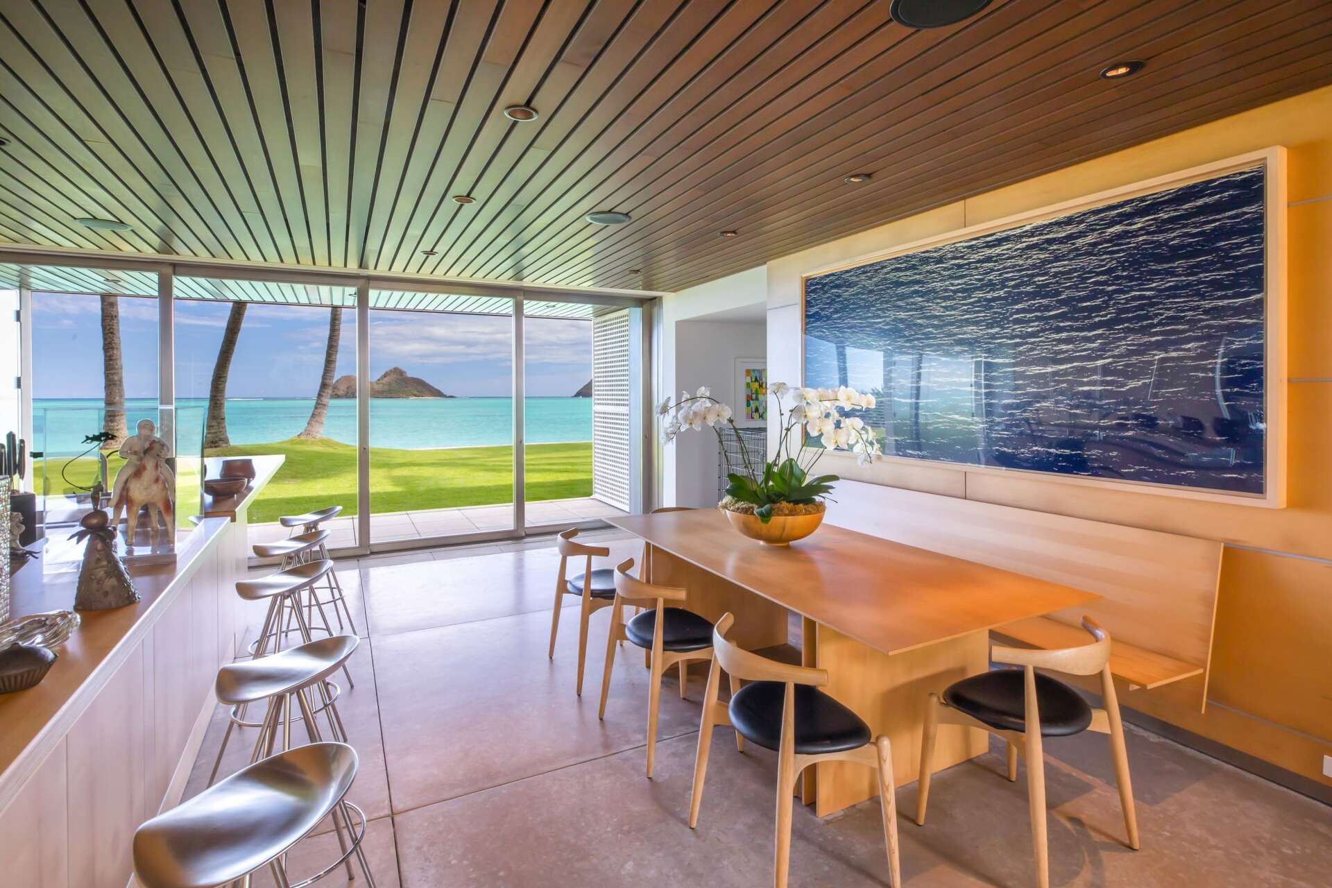 Local philanthropist selling award-winning Hawaii estate and art ...