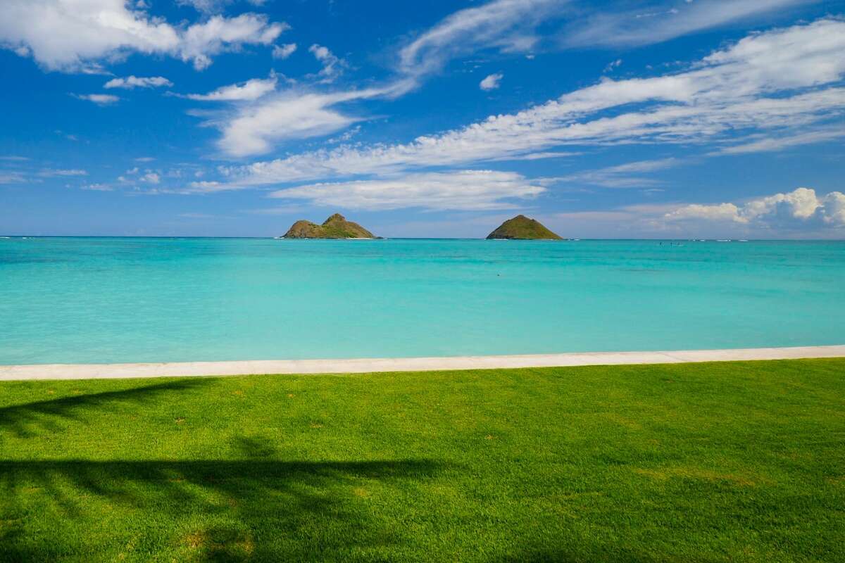 Local philanthropist selling award-winning Hawaii estate and art ...