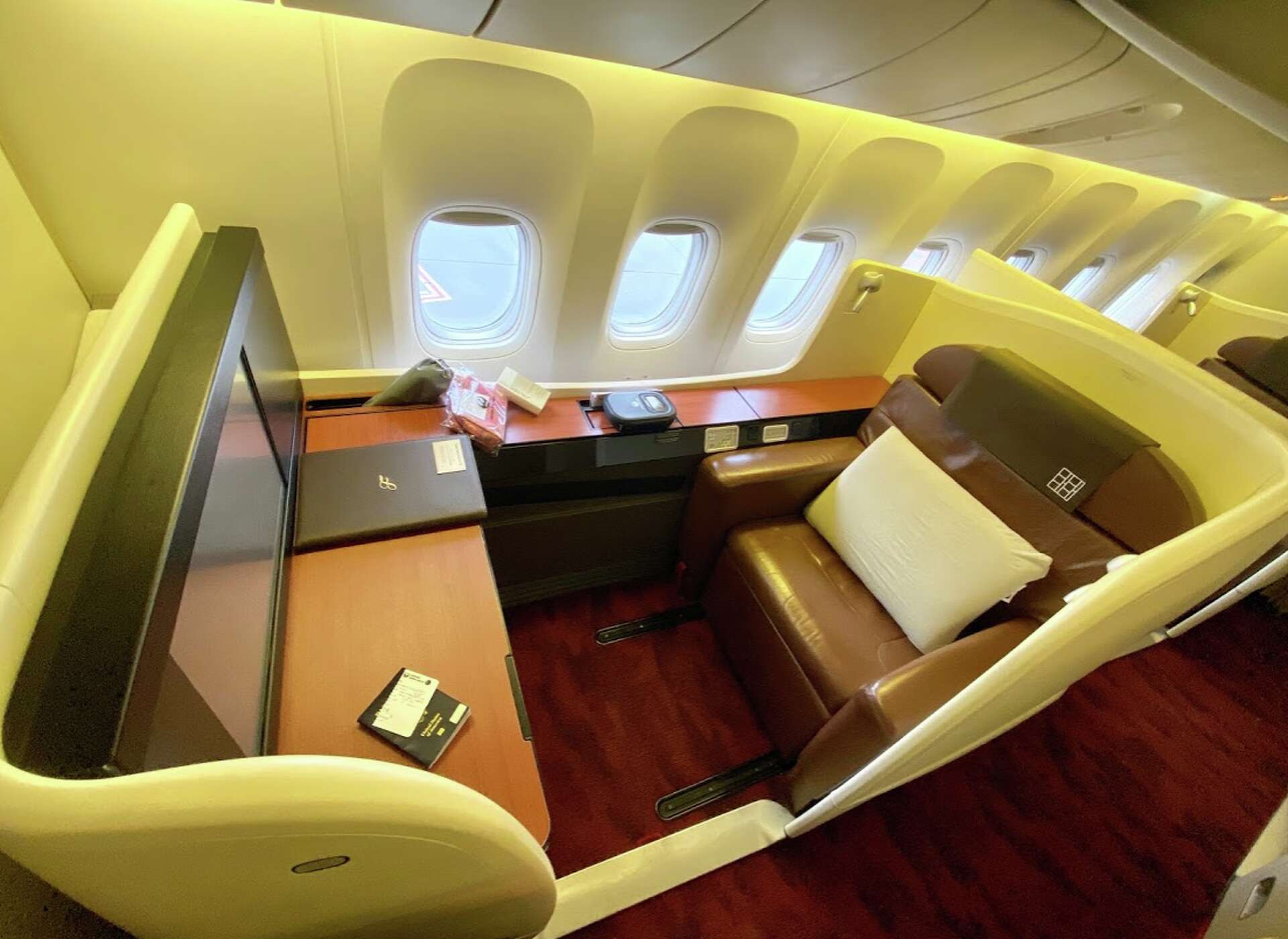 Review: Japan Airlines $12,000 first-class flight to Tokyo- PHOTOS