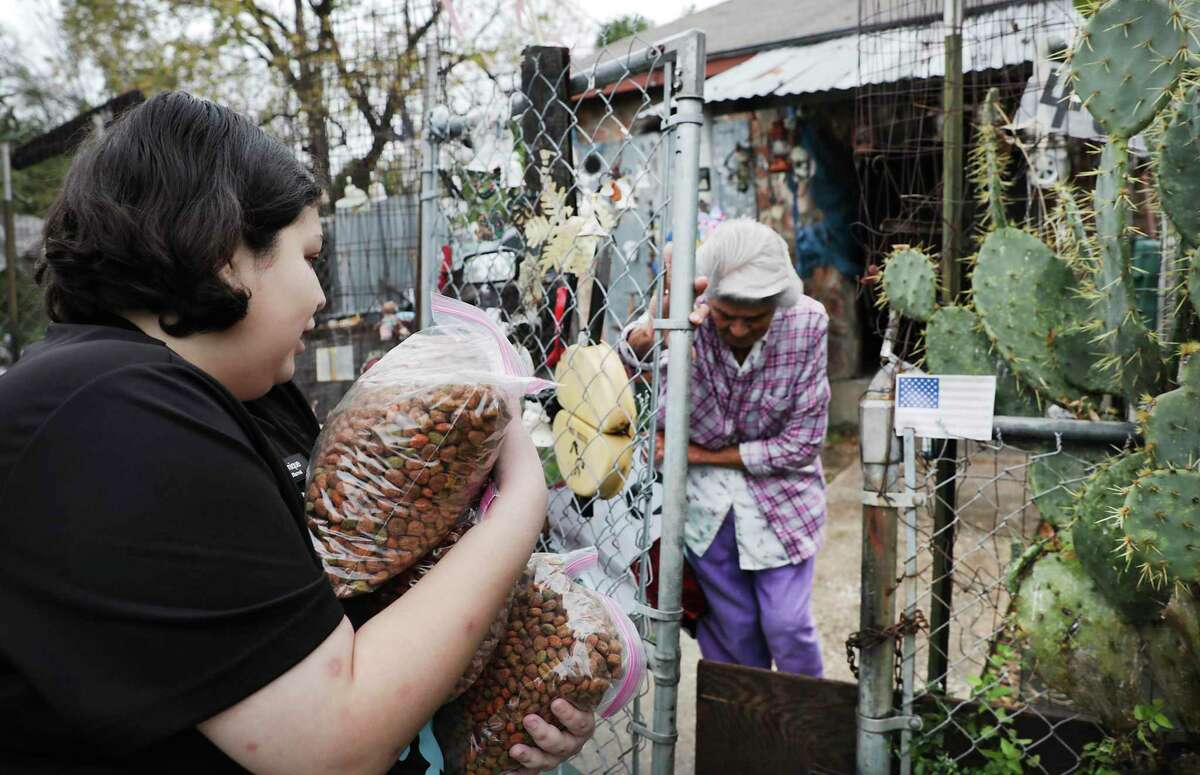 Helping San Antonio animals is young woman’s road to independence