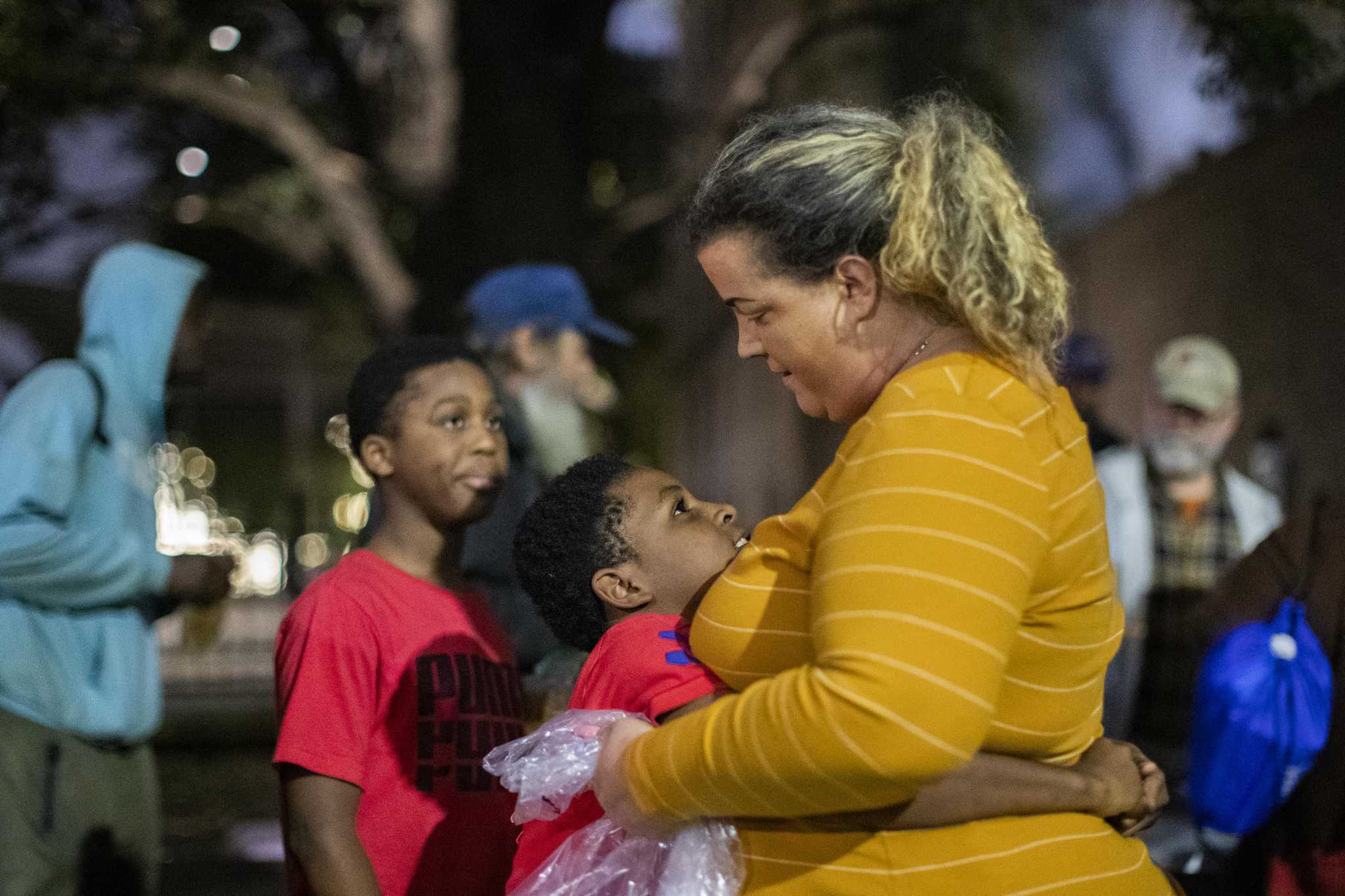 Volunteer advocates ‘carry’ homeless Houston families. The work takes a ...