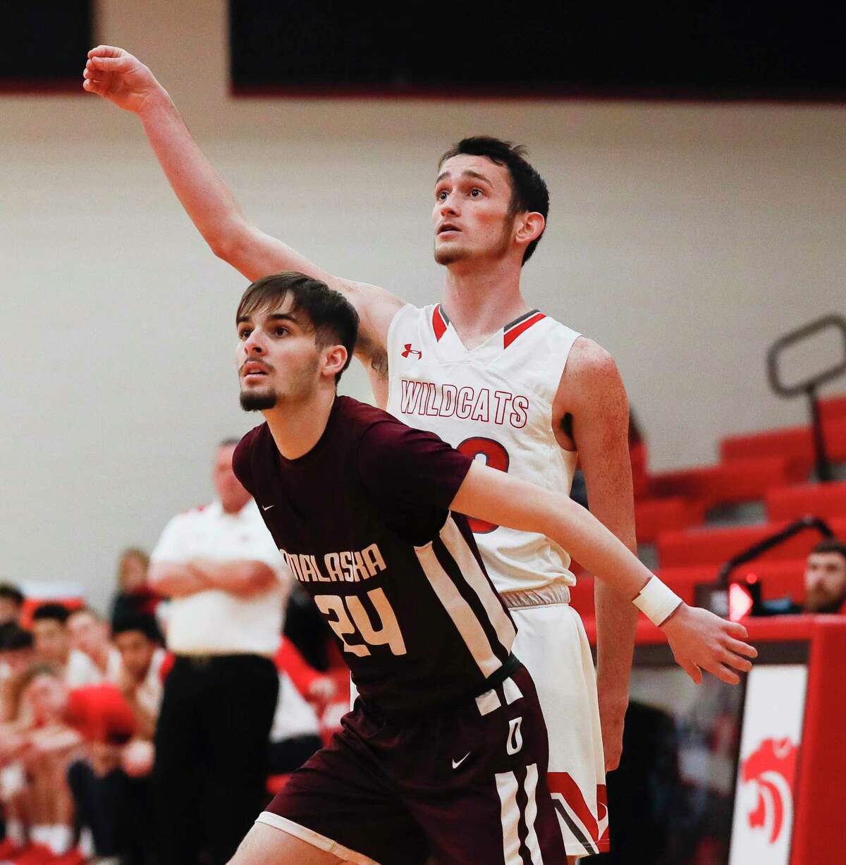 HOOPS ROUNDUP: Splendora boys, girls top Onalaska at home