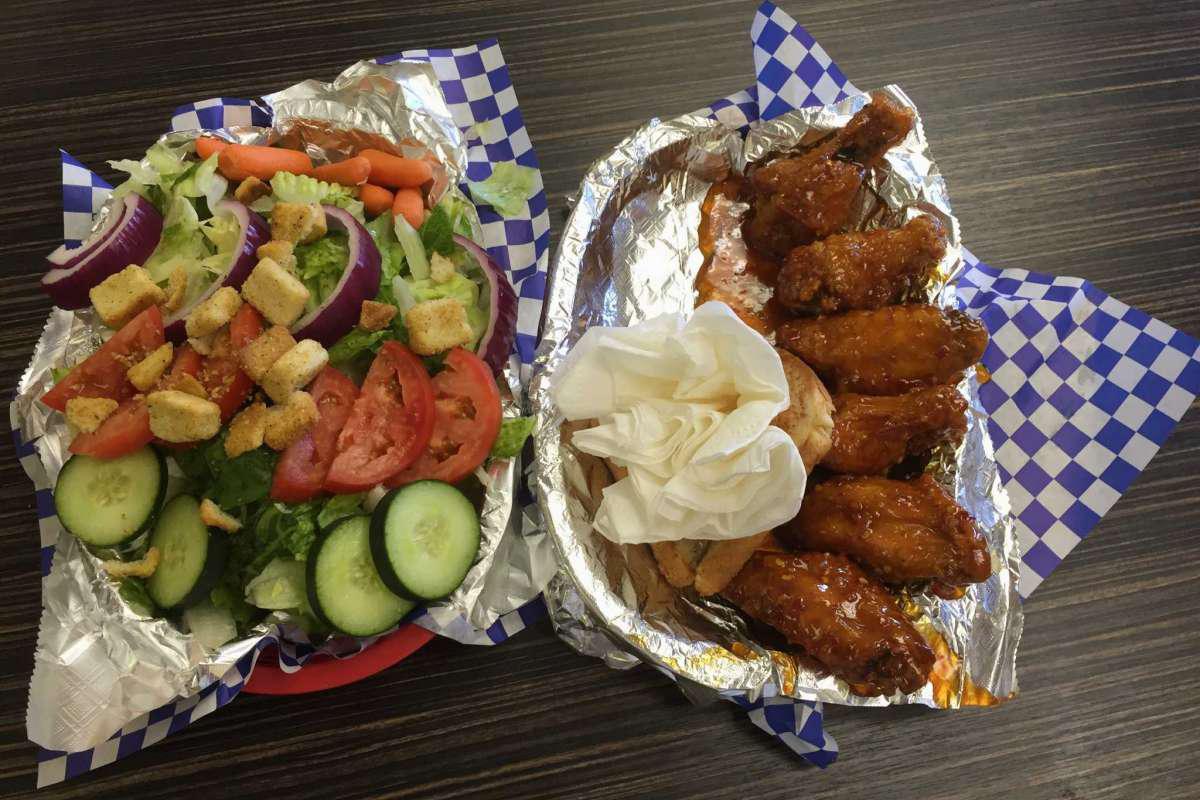 Popular San Antonio chicken restaurant Wayne’s Wings starts New Year in ...