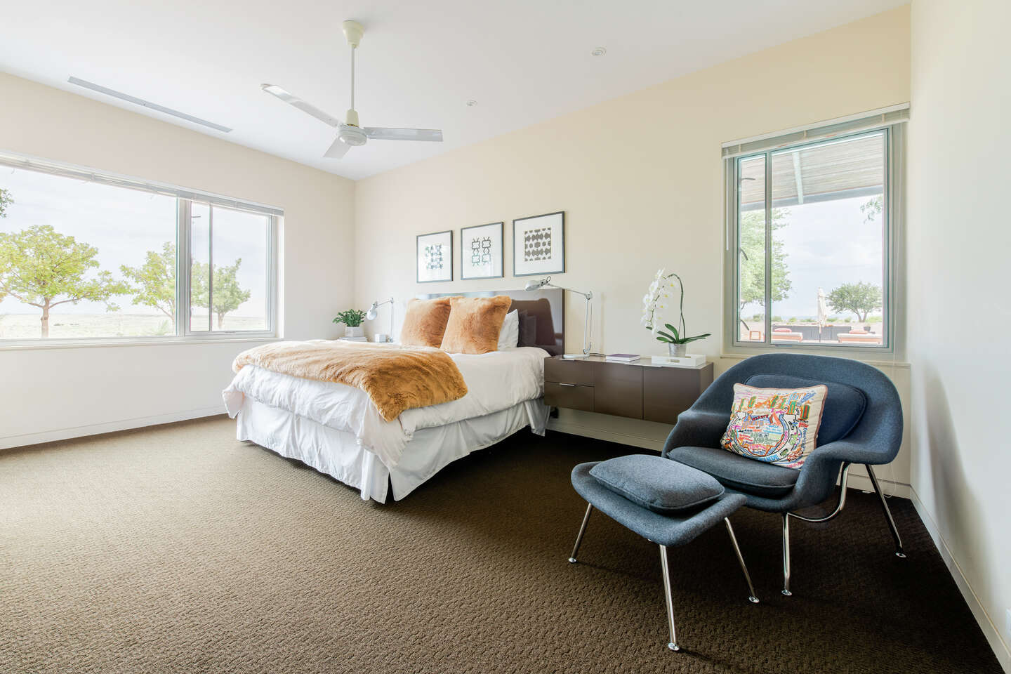 Book a Marfa, Texas ranch made famous by Beyonce, built by renowned ...