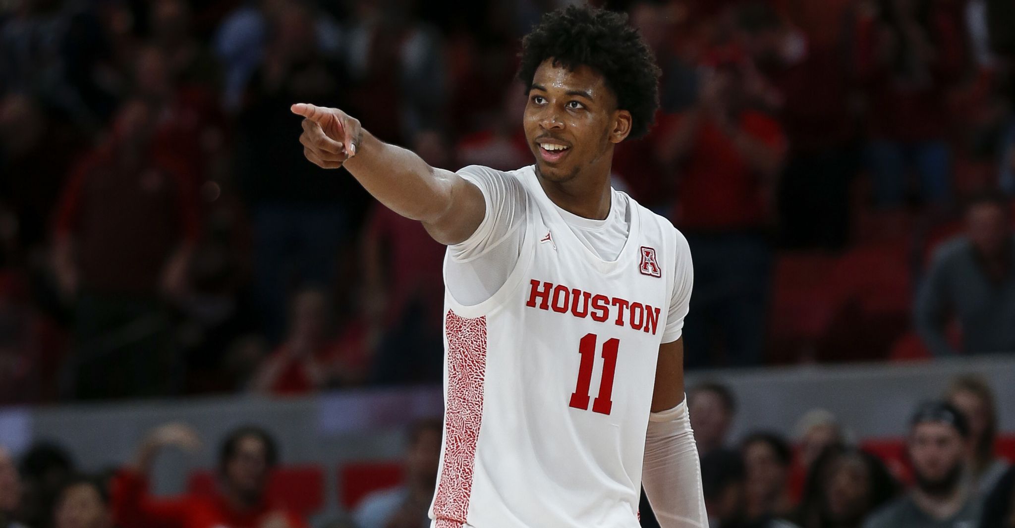Nate Hinton leads UH past UCF