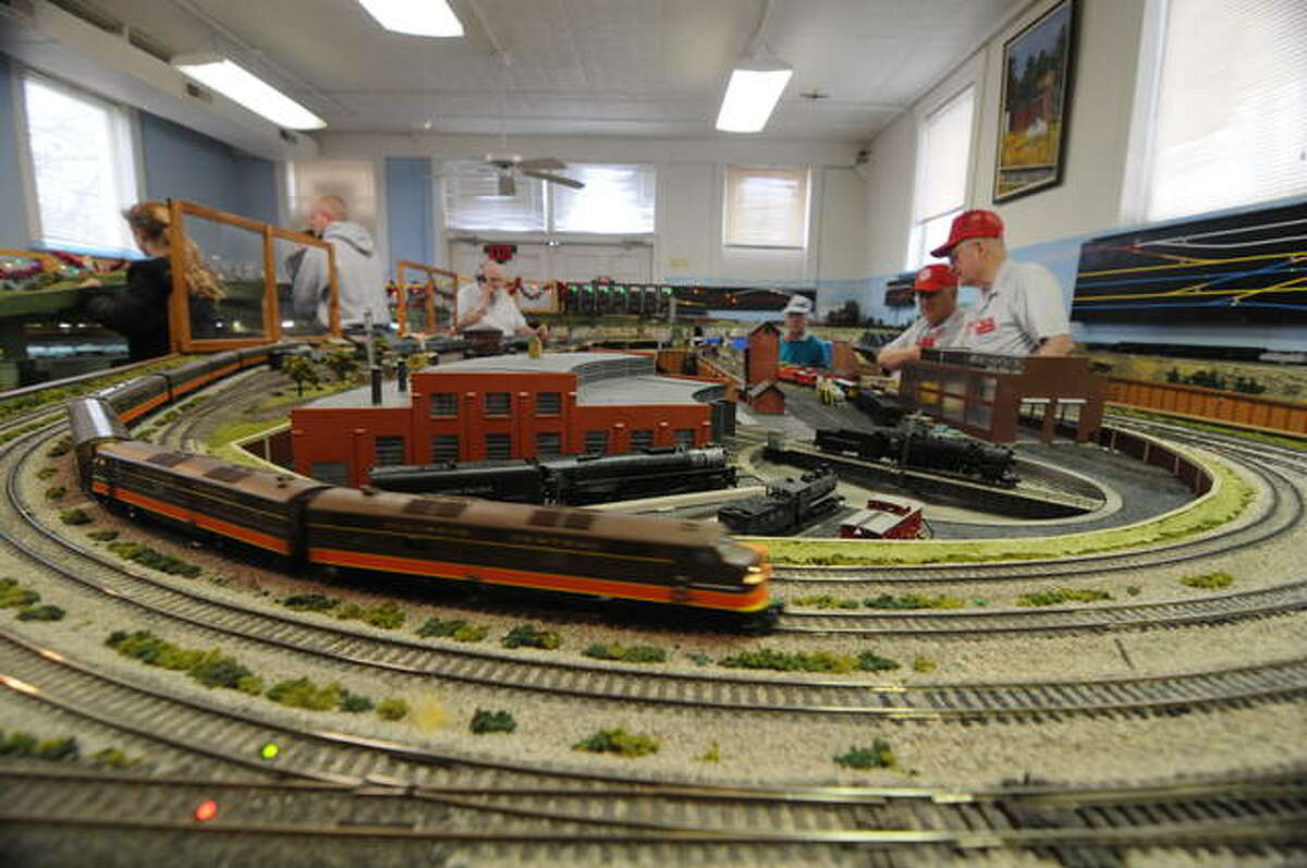 Model train club moving along