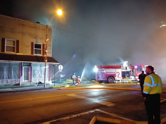 Fire destroys building in downtown Staunton Saturday night