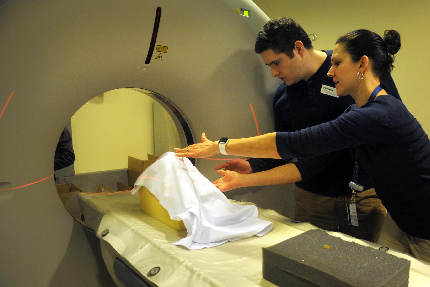 Battle of Ridgefield skeletons get X-rays, CT scans