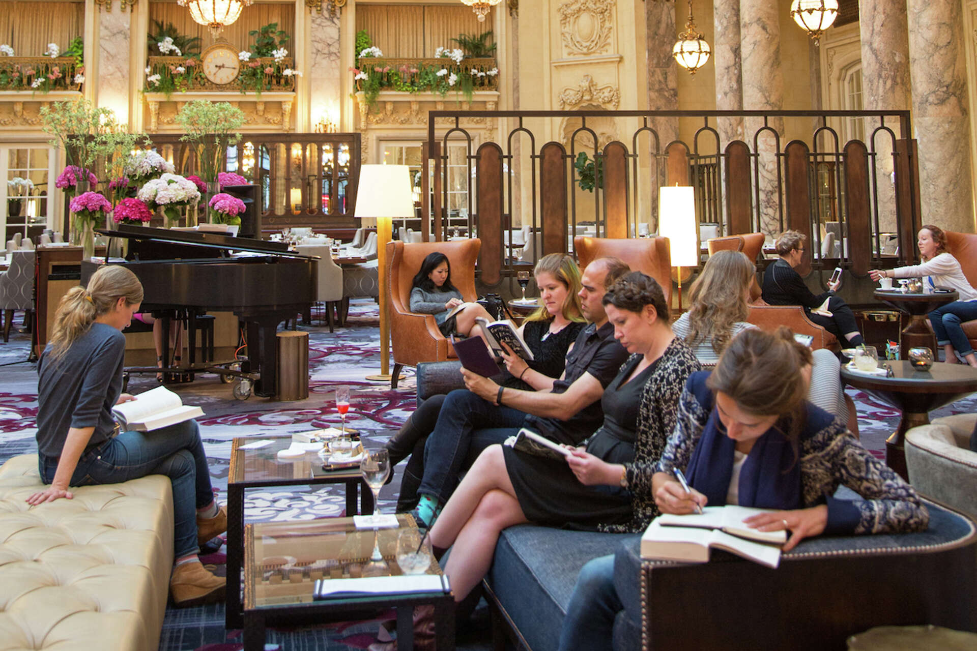 How two women quietly reading books in an SF bar started an introvert ...