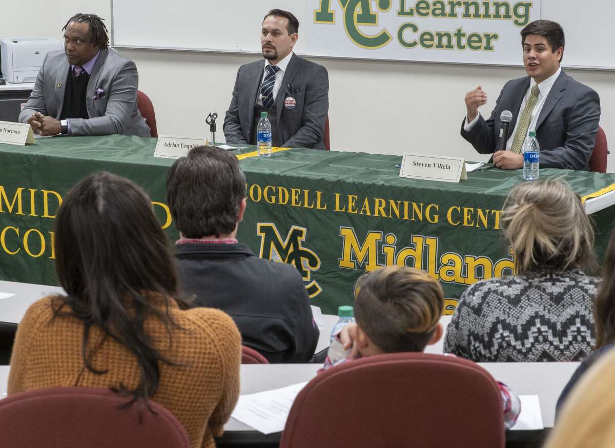 Candidates talk about policing, communication at District 2 forum