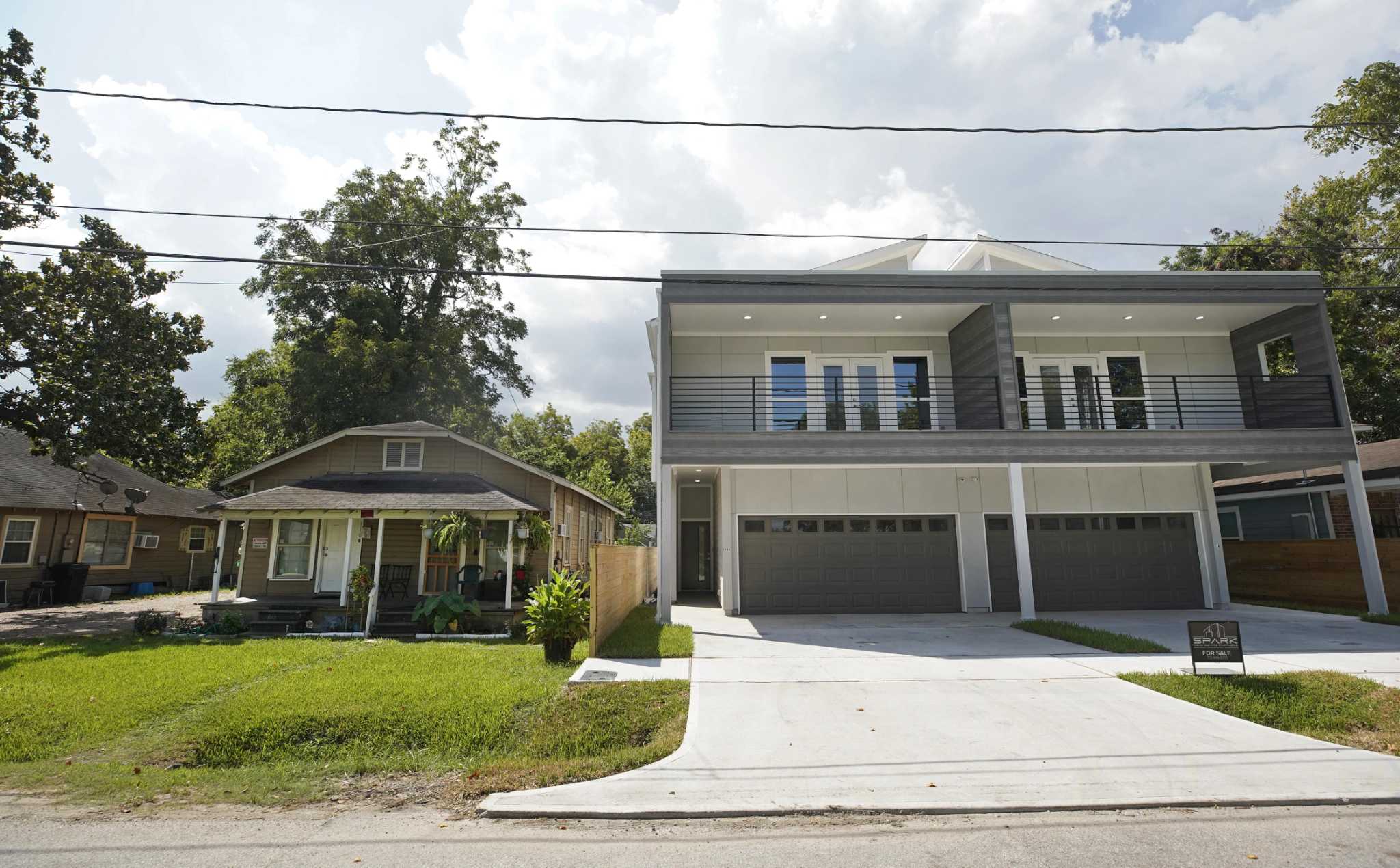 Houston gentrifying faster than other Texas cities, Fed analysis finds ...