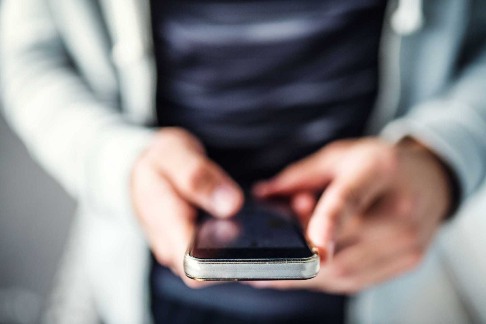 No, the draft is not restarting and if you get a text message about it ...