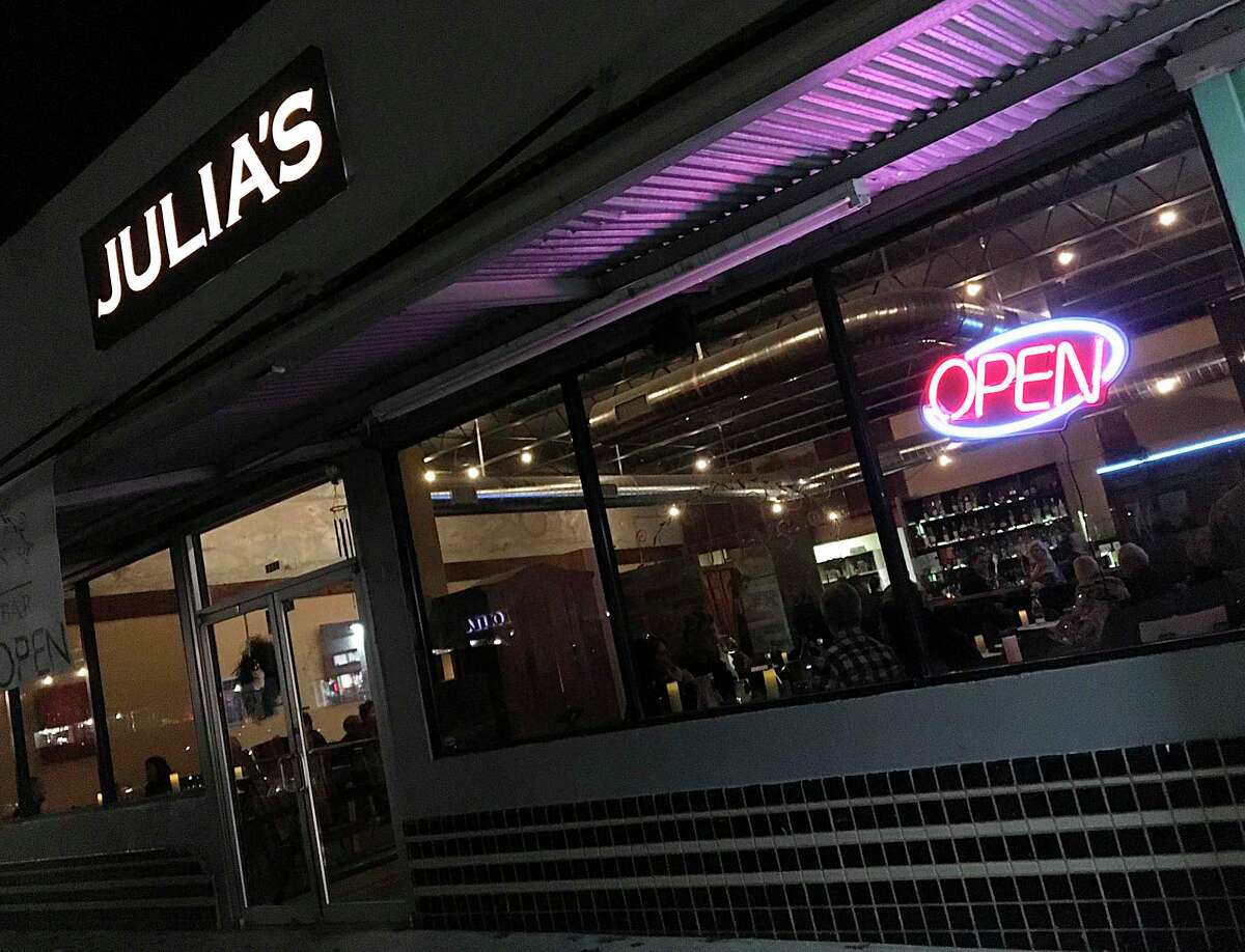 Review: Julia’s Bistro & Bar proudly plants French and Mexican flags in ...