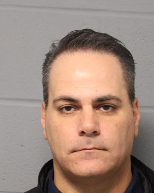 North Haven man arrested after allegedly hitting vehicles, injuring ...