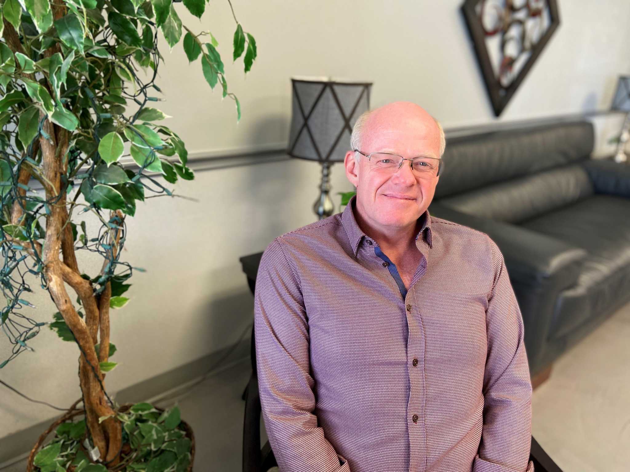 Montgomery chairman’s ball to honor Phil Knutson