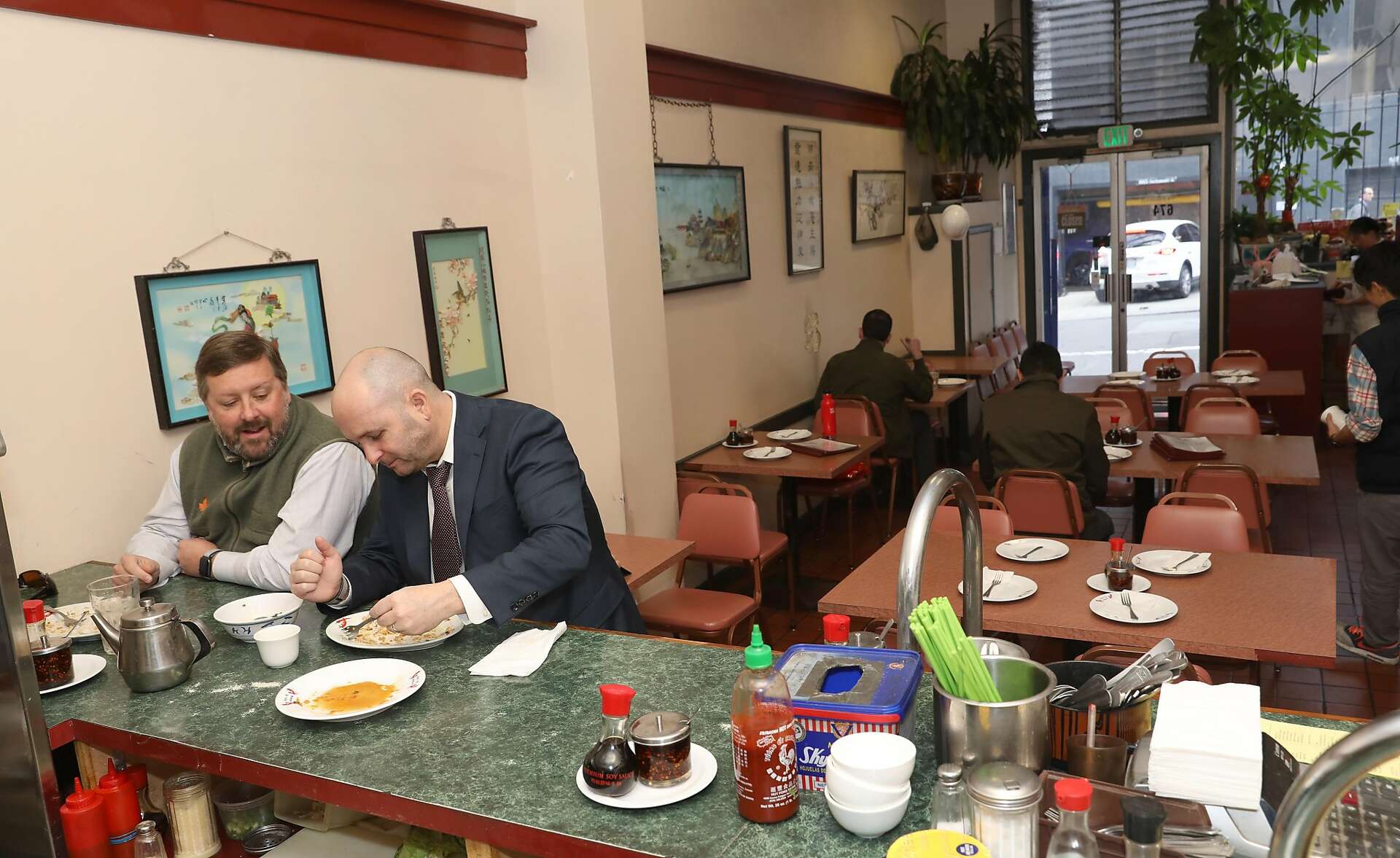 Three generations at work in Henry’s Hunan restaurants in San Francisco