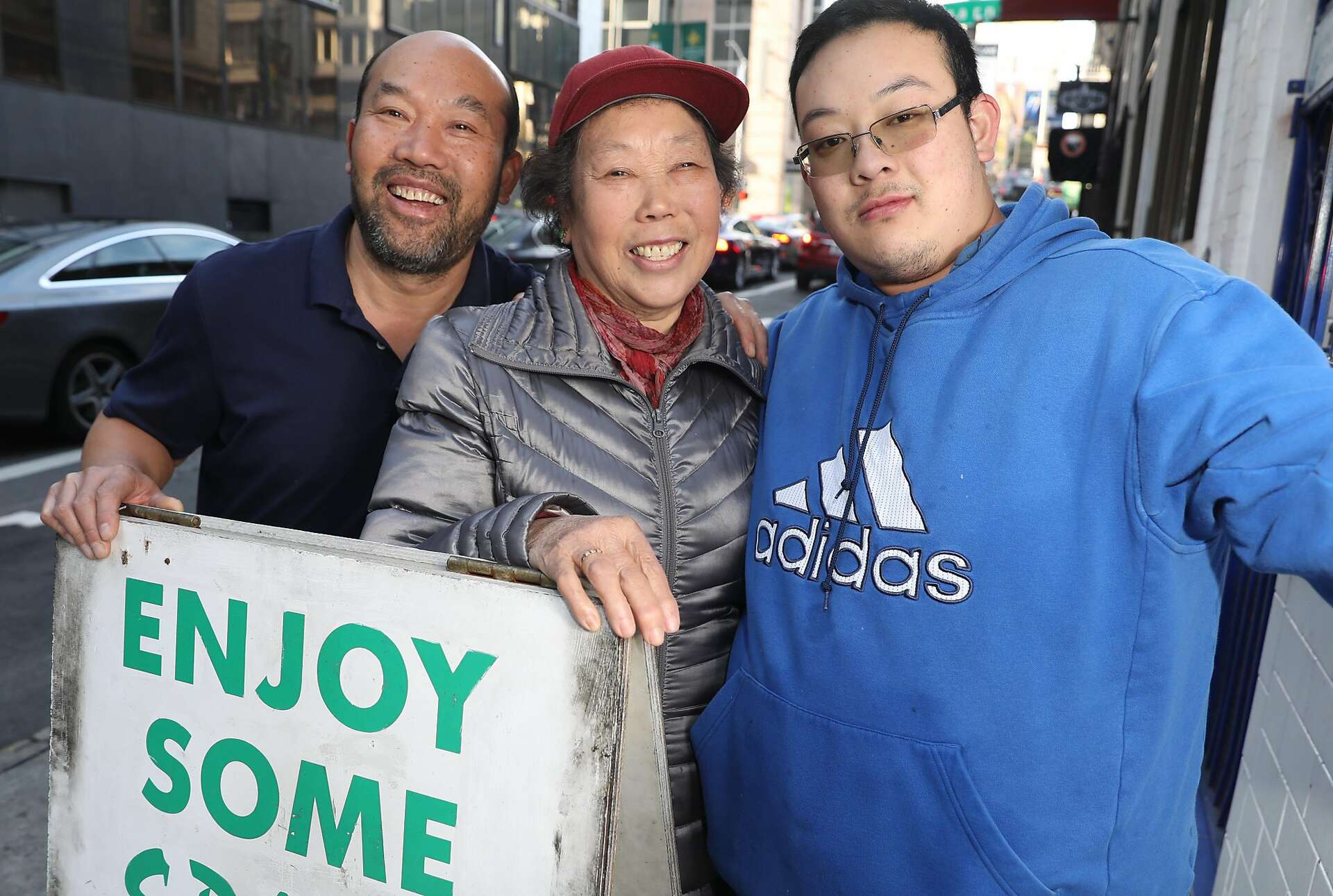 Three generations at work in Henry’s Hunan restaurants in San Francisco