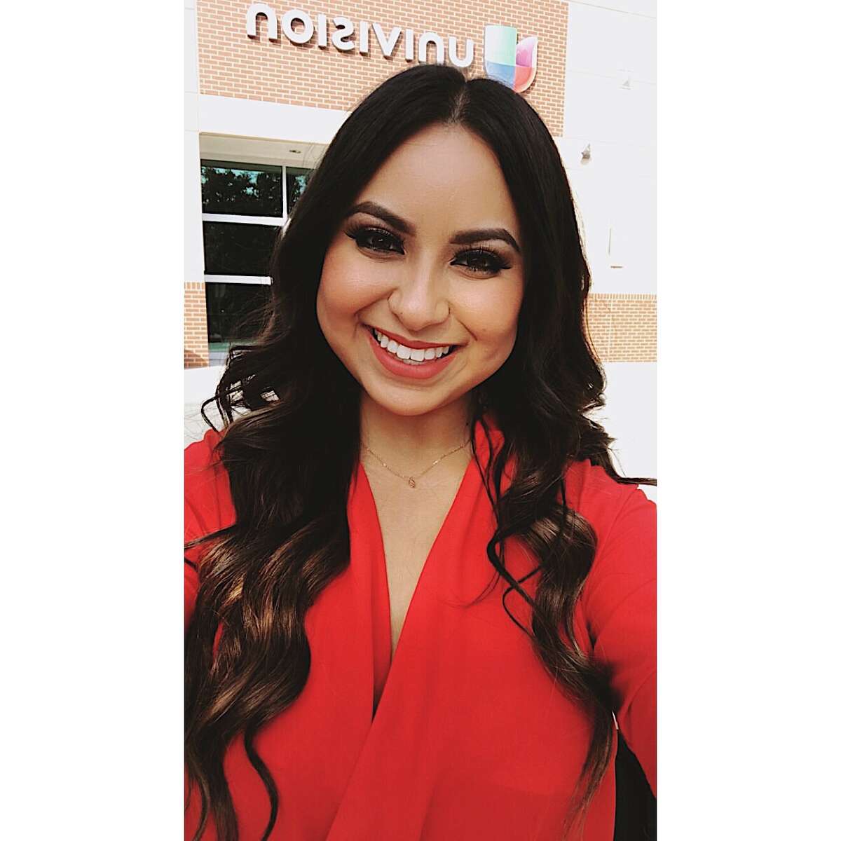 San Antonio reporter makes crossover from Spanish to English TV news