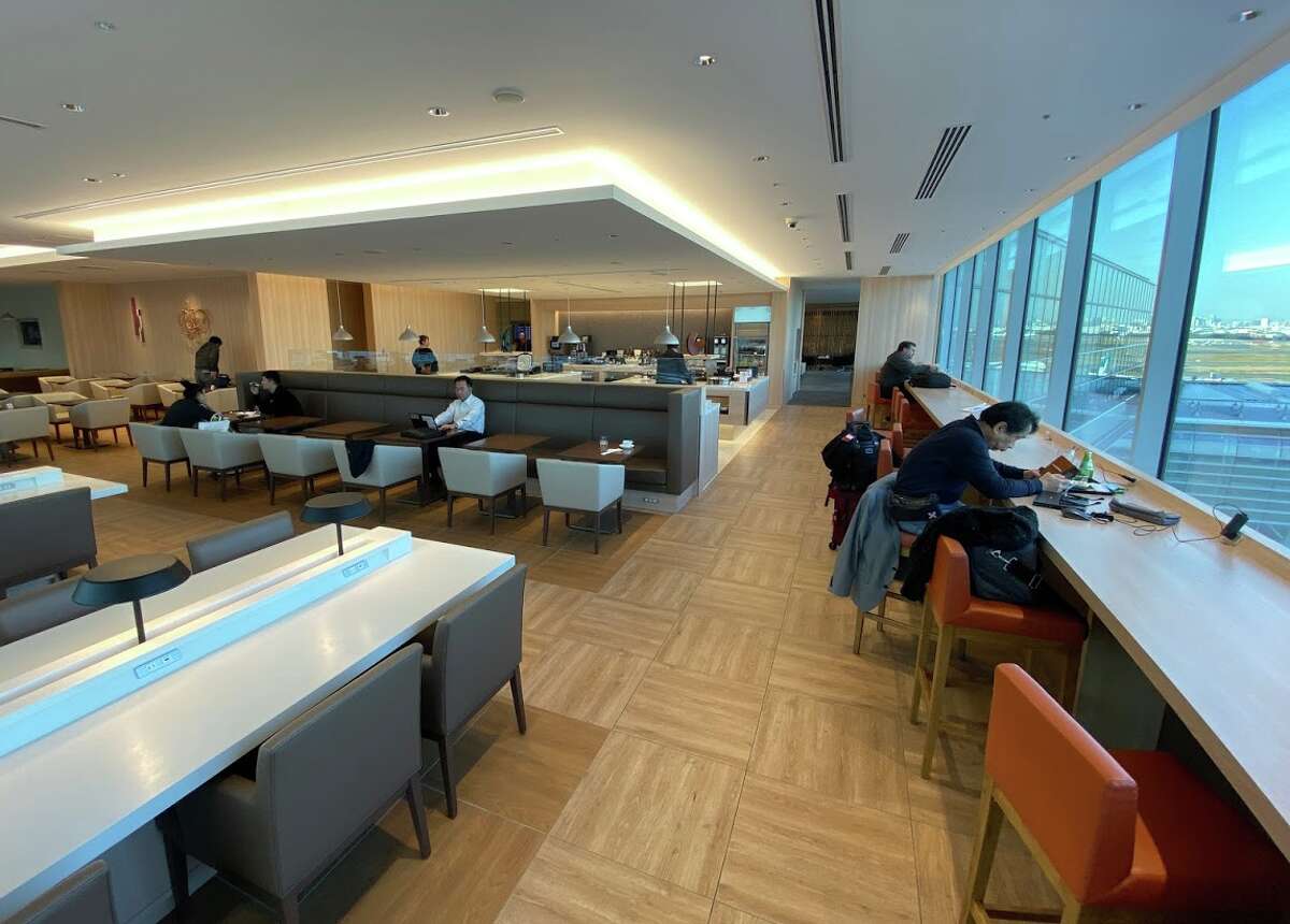 Giving Tokyo's new(ish) Haneda Airport a try