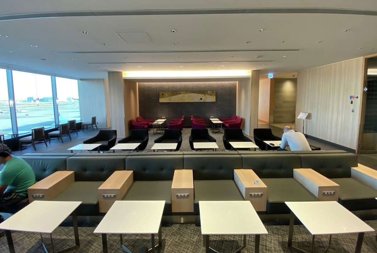 Giving Tokyo's new(ish) Haneda Airport a try