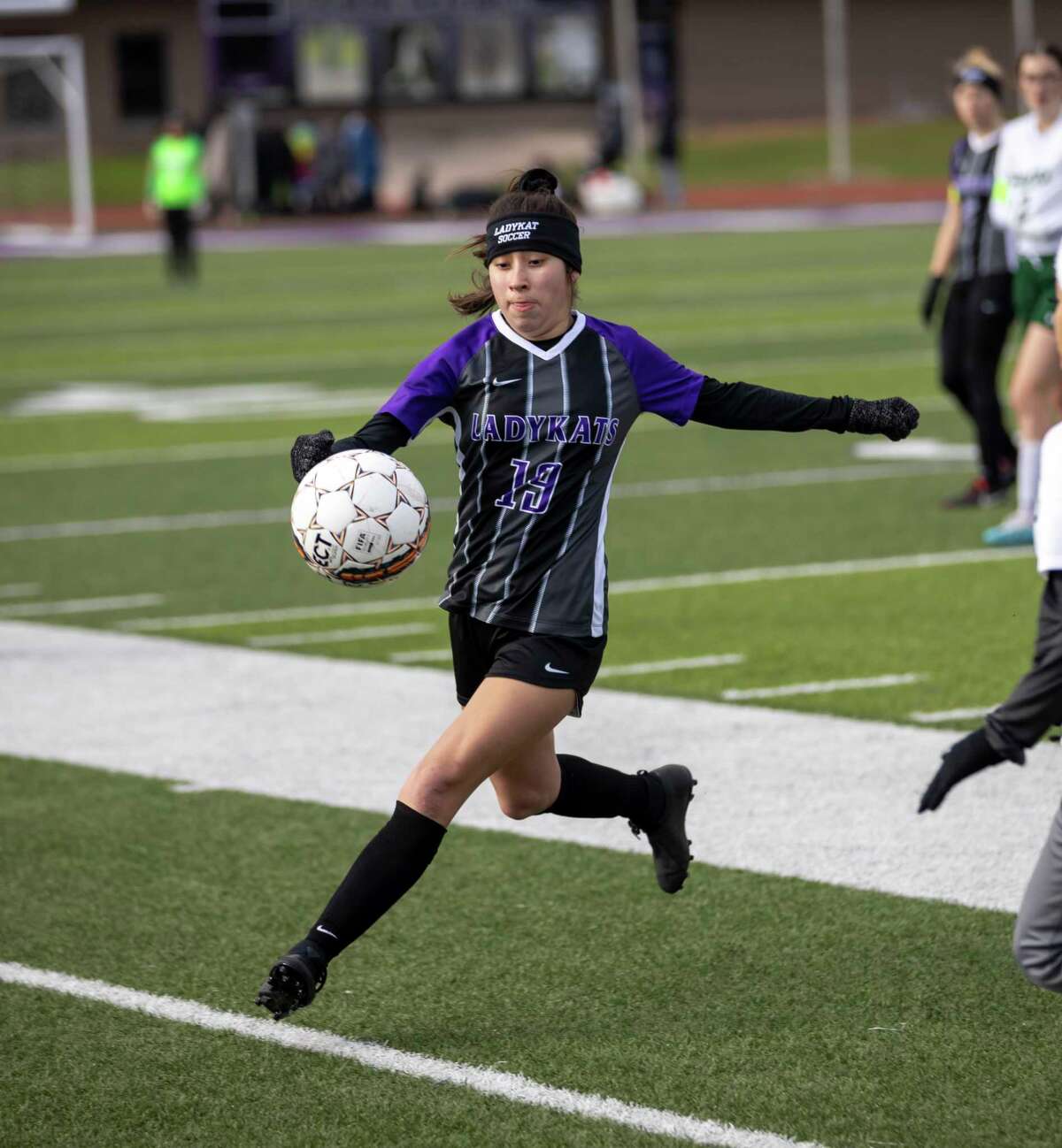 GIRLS SOCCER: Willis builds momentum; Magnolia West gains experience