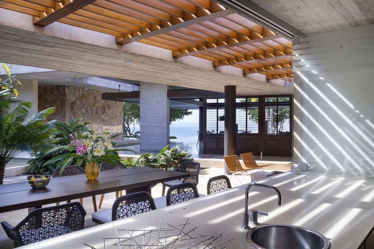 Developer of the iPod selling oceanfront Mexican mansion for $20M