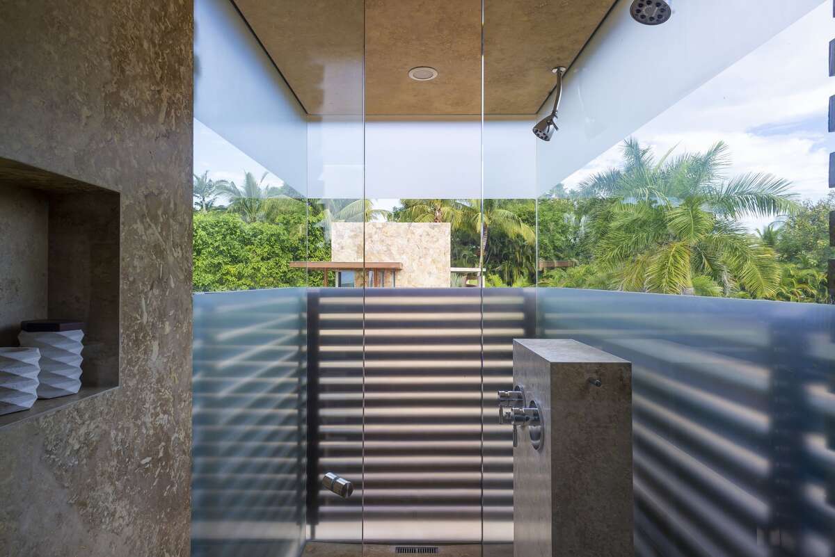 Developer of the iPod selling oceanfront Mexican mansion for $20M