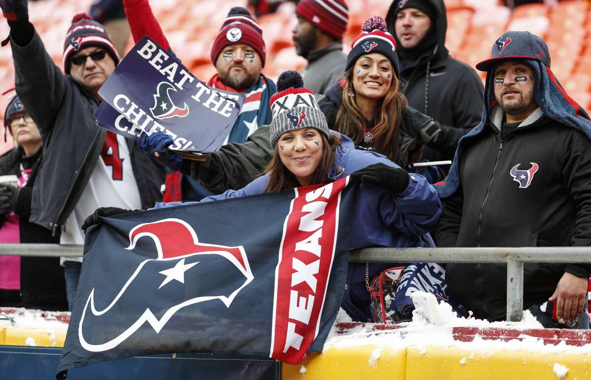 Check out Texans fans braving the cold in Chiefs' Arrowhead Stadium