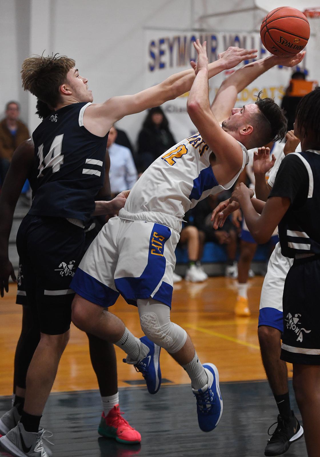 Seymour pulls away from Ansonia