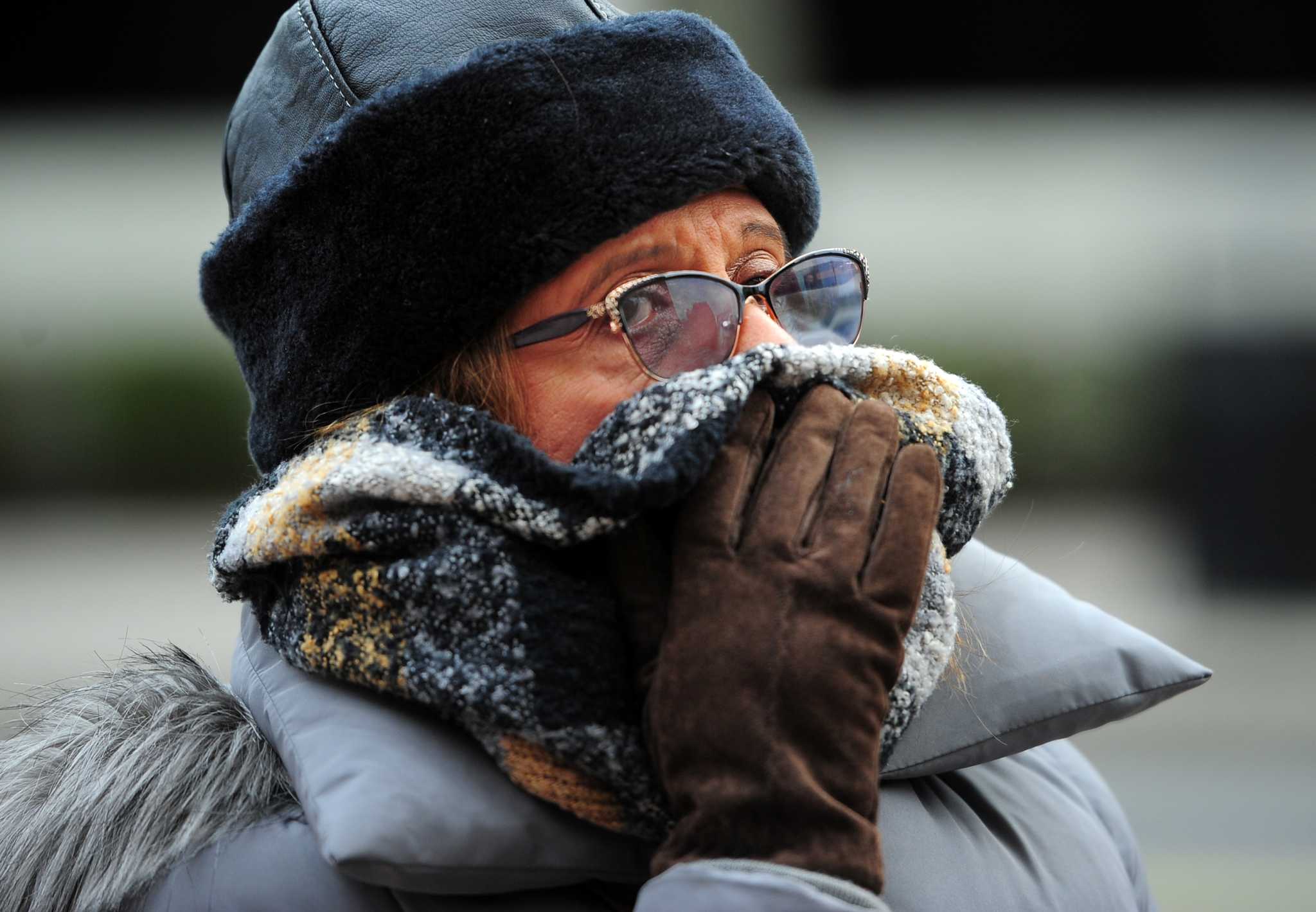 Polar vortex spurs freeze warning in CT, may bring season's first snow