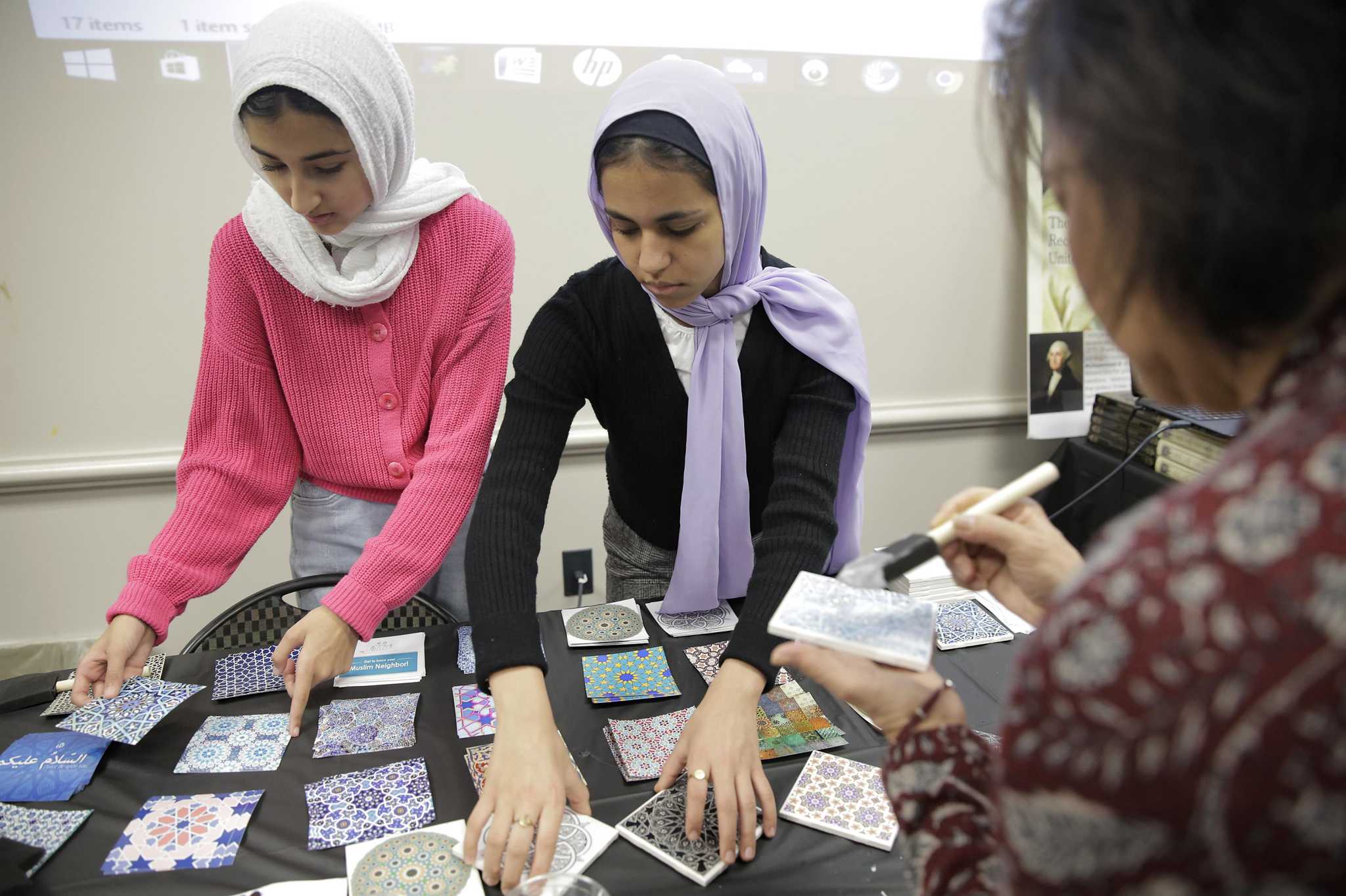 Muslims work to end stereotypes, educate Houstonians about their faith