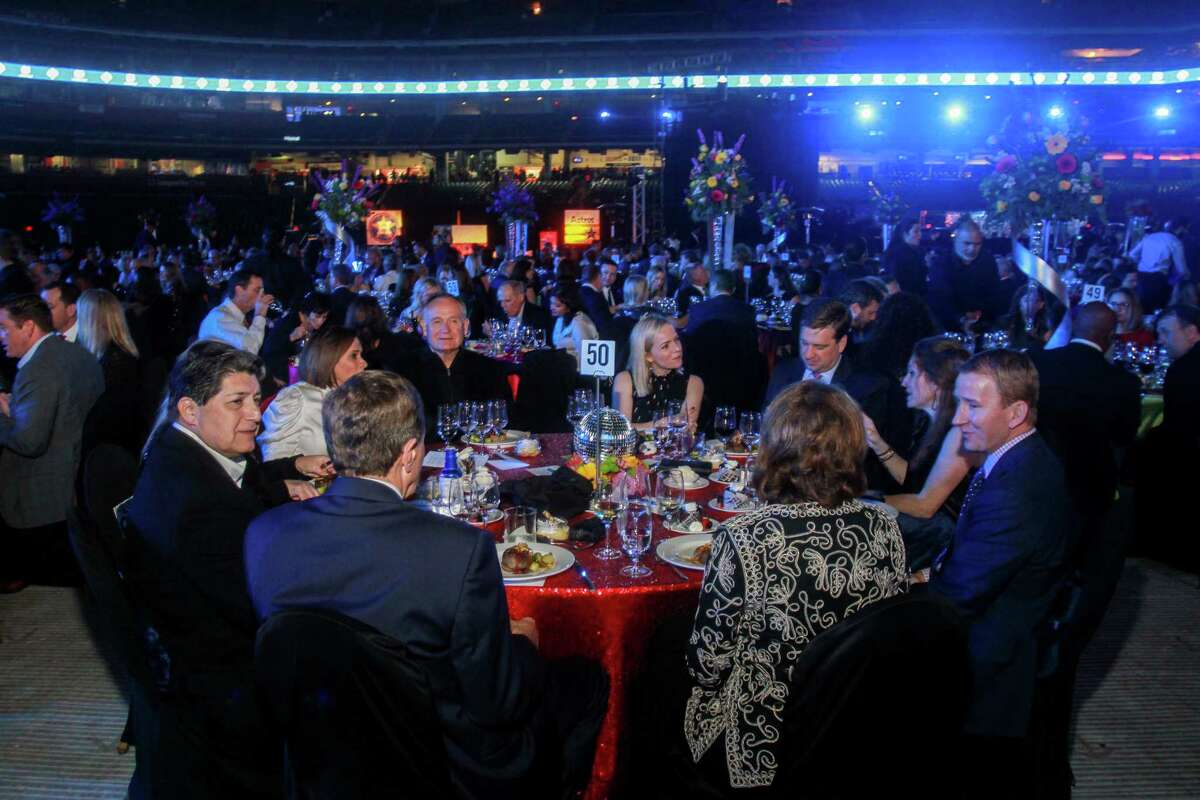 Astros owner Jim Crane celebrates birthday and record $2.6 million ...