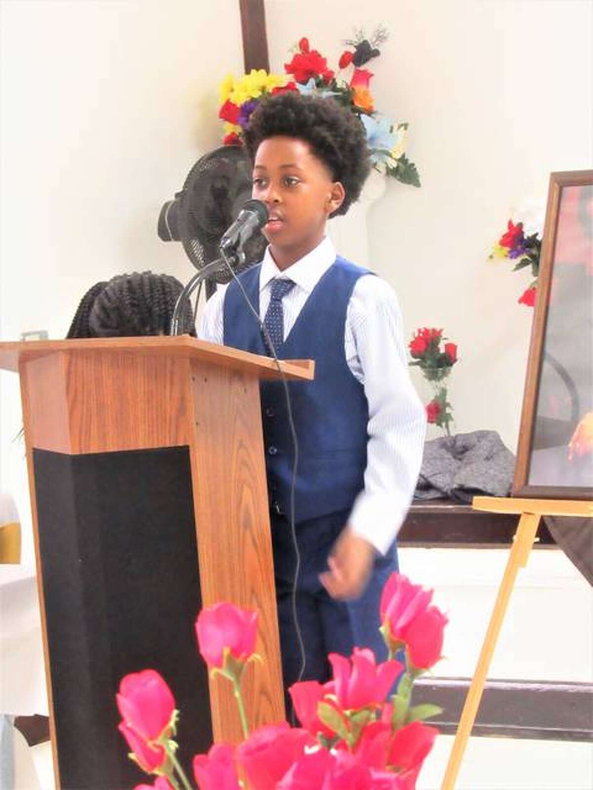 Jaxon Caffey speaks, students from East and West Elementary honored at ...