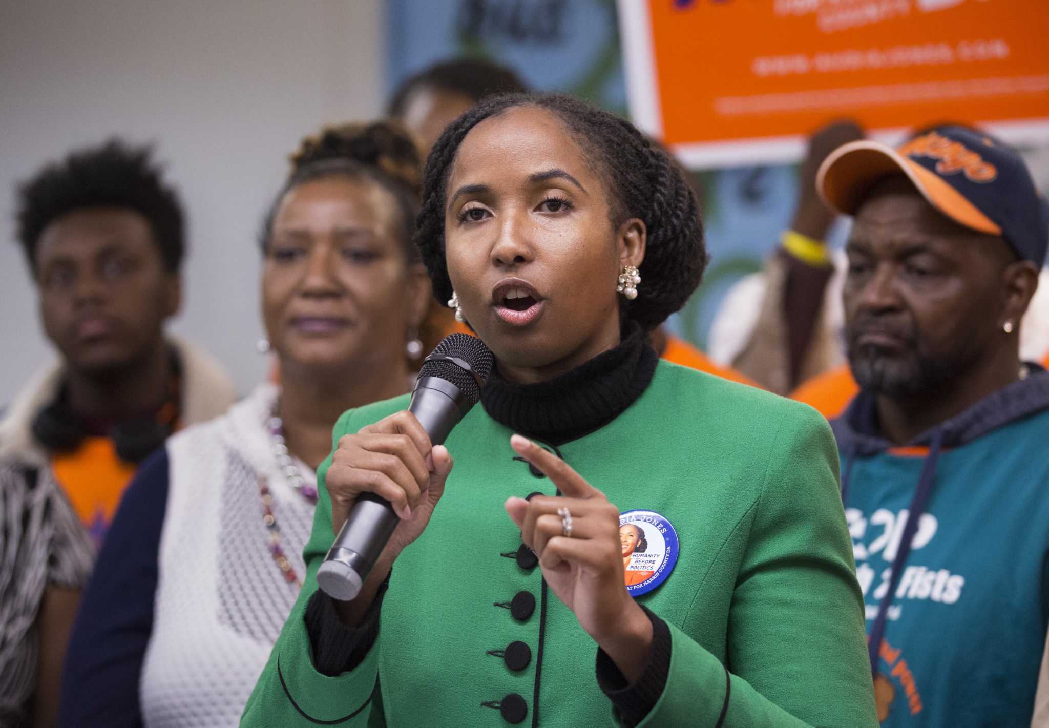 Sen. Bernie Sanders endorses Audia Jones for Harris County DA