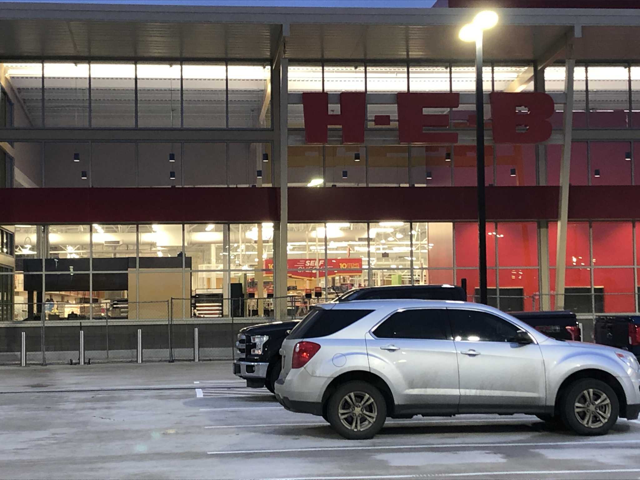 Sneak Peek: H-E-B store opening in Meyerland