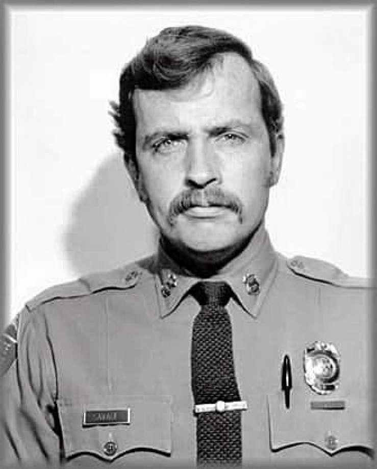 CT trooper killed 34 years ago on way home from work while helping driver