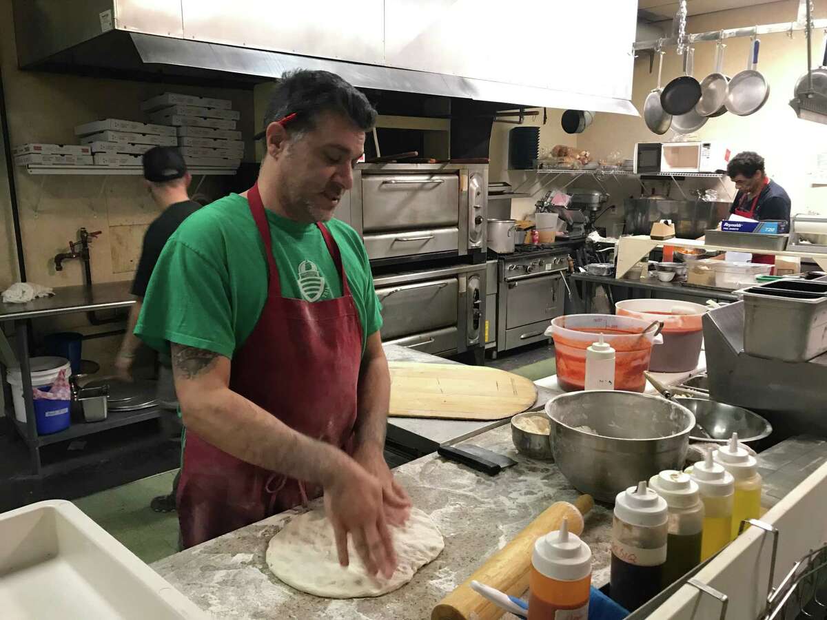 Pizza joint opens in North Haven with its take on New Haven style pies
