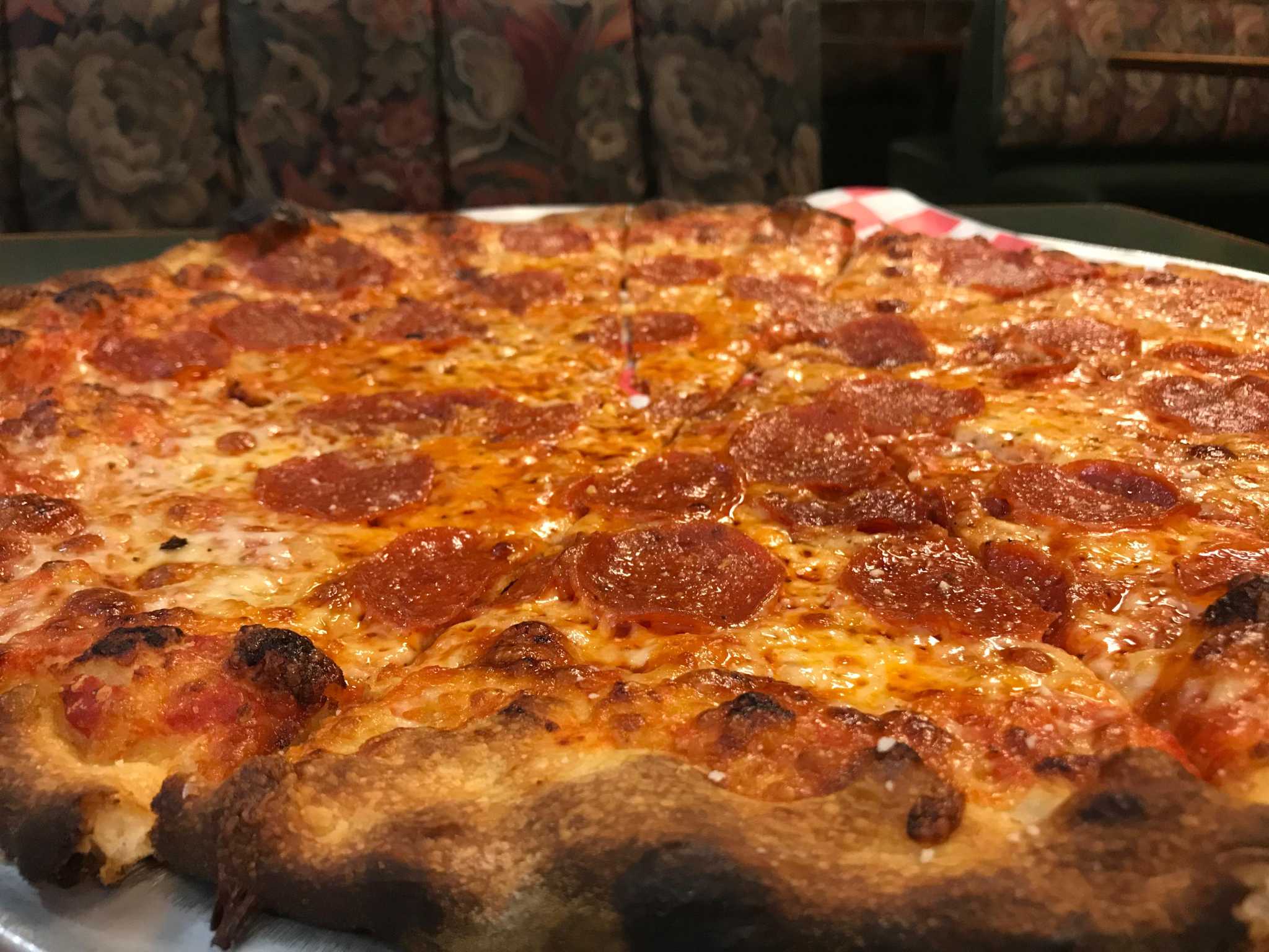 Readers' pick: Pizza defeats lobster rolls for Connecticut's official ...