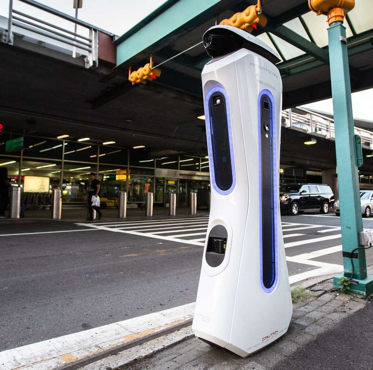 Robot police coming to Houston transit center, rail platform, park and ...