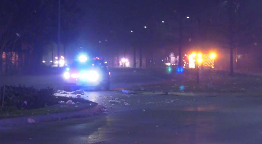 Massive explosion rocks west Houston Friday morning - Houston Chronicle