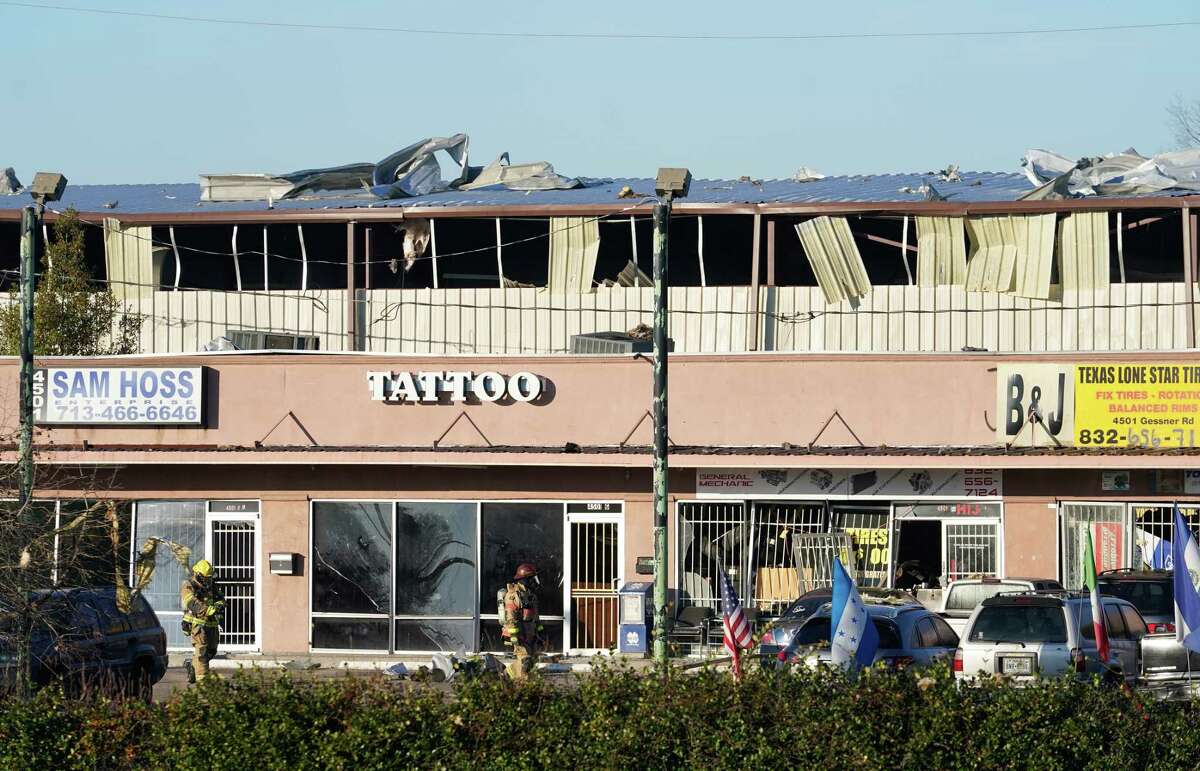 Dramatic before and after photos show effects of west Houston explosion ...