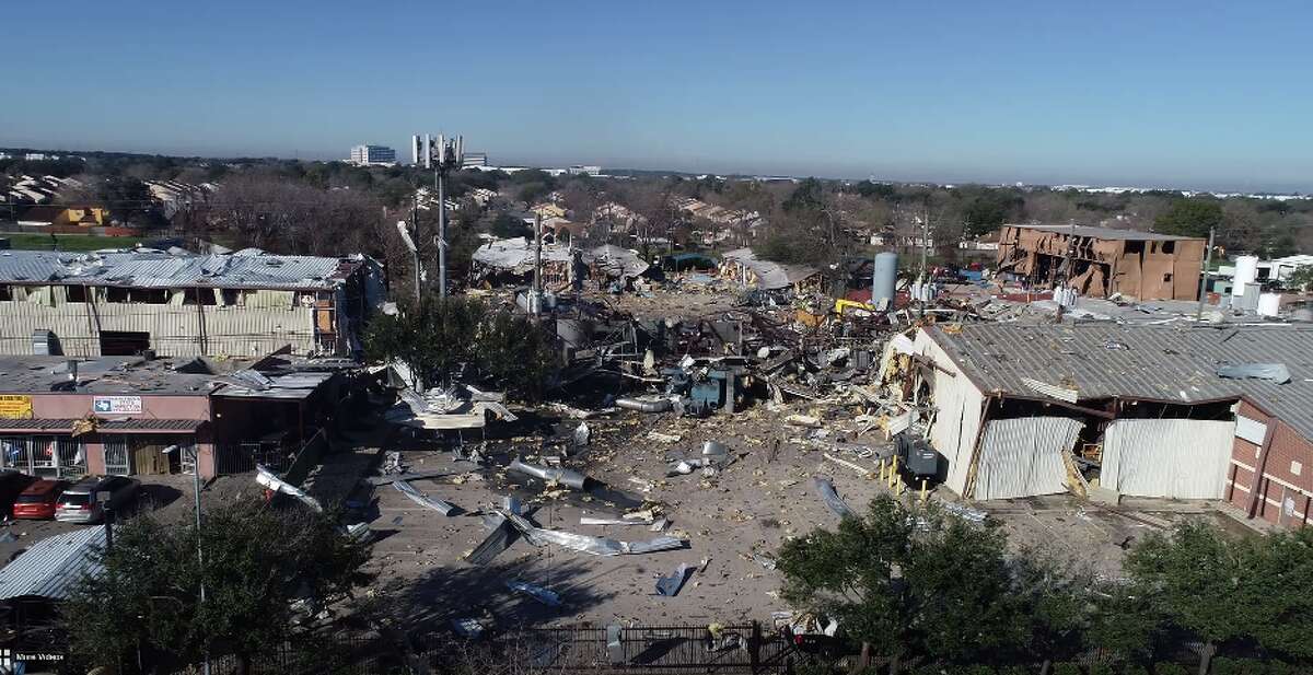 Dramatic before and after photos show effects of west Houston explosion ...