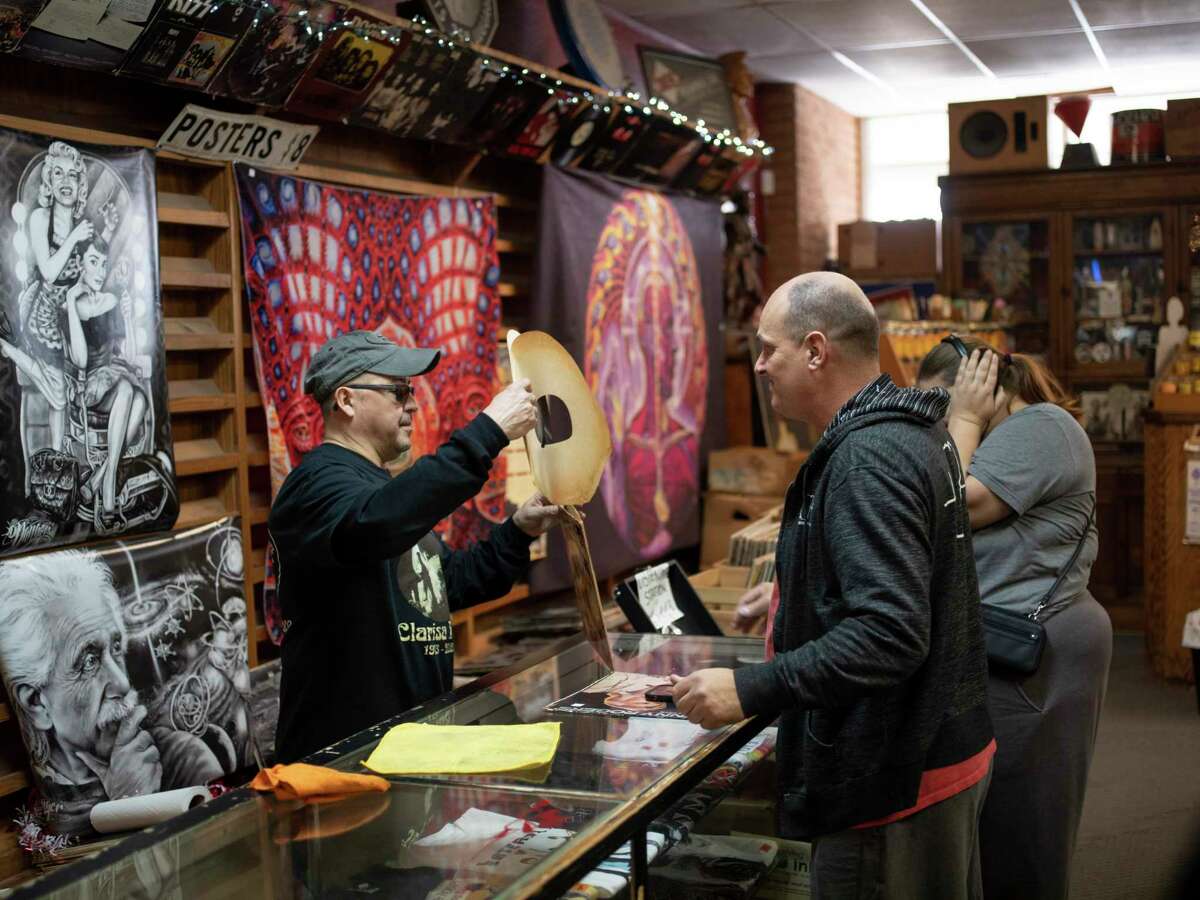 Will the music fade at Flip Side Record Parlor in San Antonio?